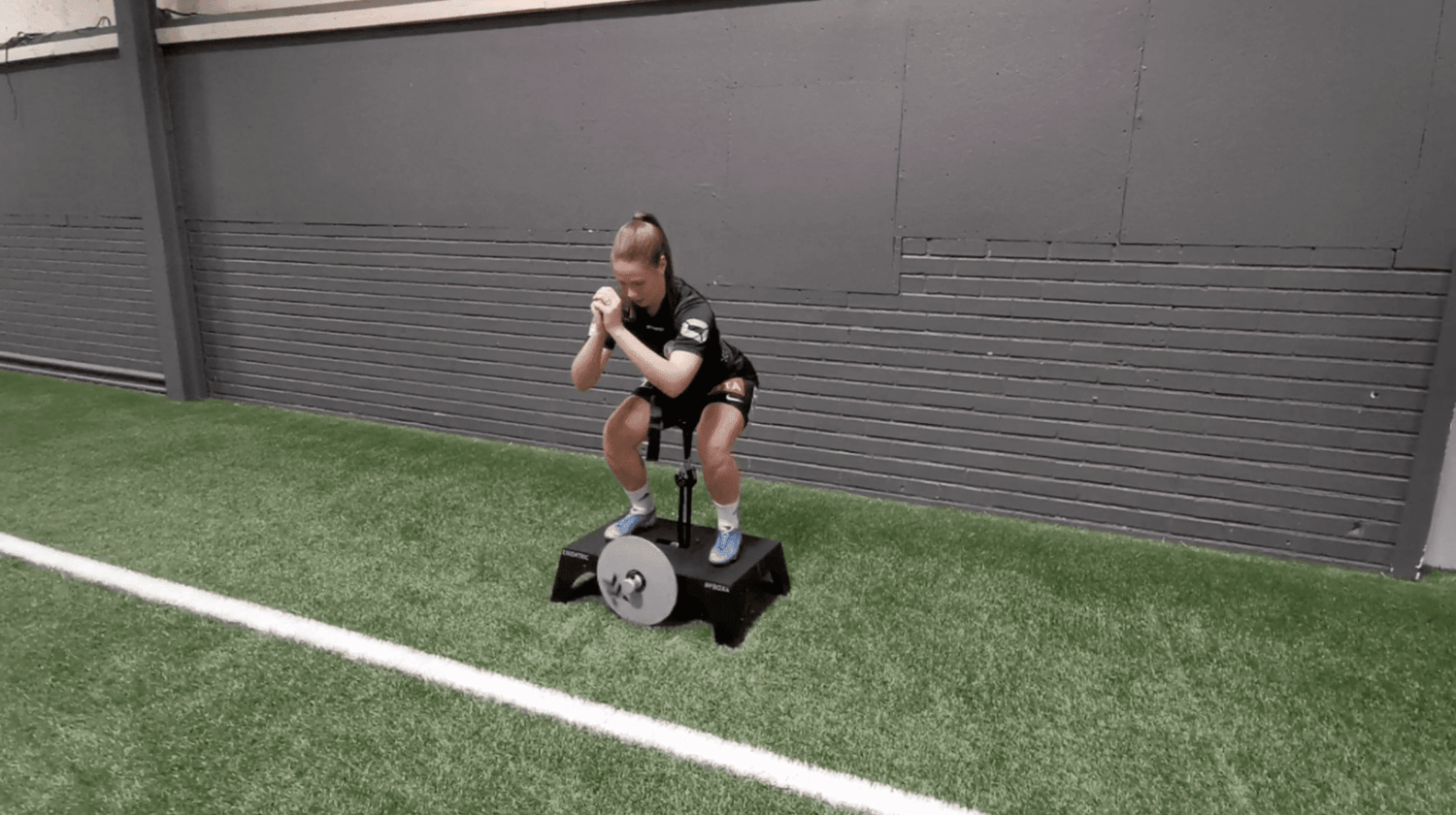 3 reasons to include flywheel training to soccer pre-season – PIS Fitness
